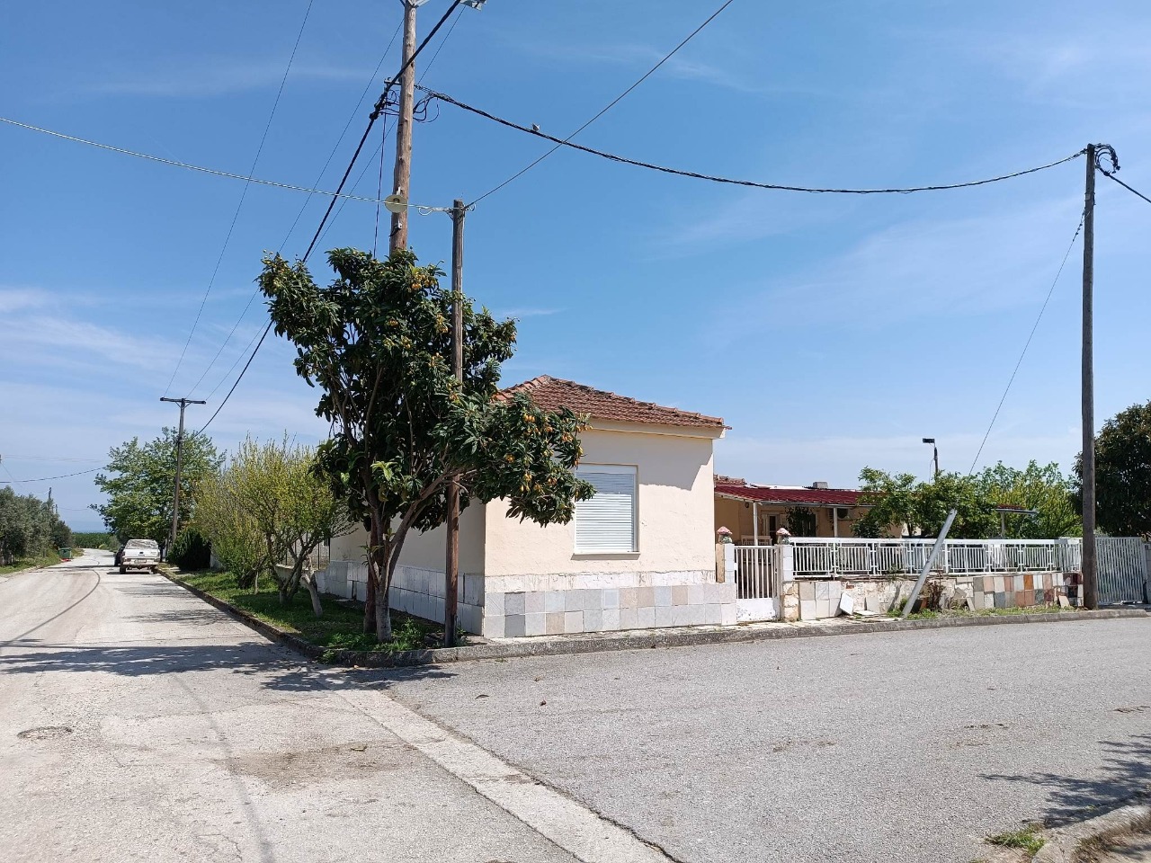 Ακίνητα :: ΜΕΣΙΤΙΚΟ ΓΡΑΦΕΙΟ ΑΛΜΥΡΟΥ